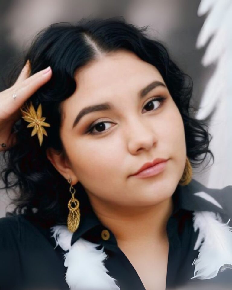 Azul Hernández - Egresada y Artista - LAMM educación